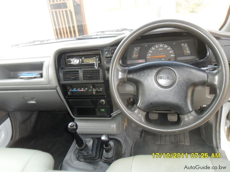 Used Isuzu KB220 LWB | 2001 KB220 LWB for sale | 168.167.134.1 Isuzu ...