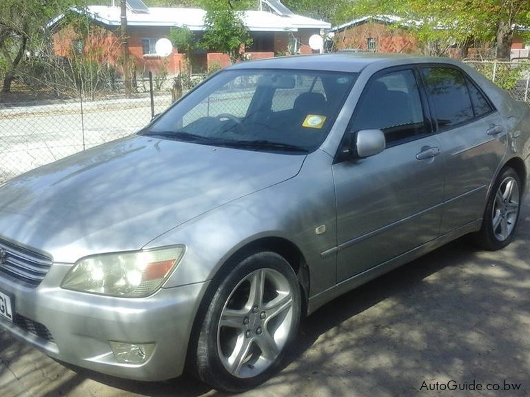 Used Toyota Altezza 2001 model | 2001 Altezza 2001 model for sale ...