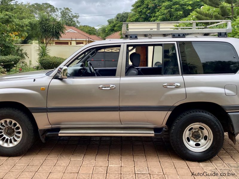Used Toyota Land Cruiser J105 Series GX | 2001 Land Cruiser J105 Series ...