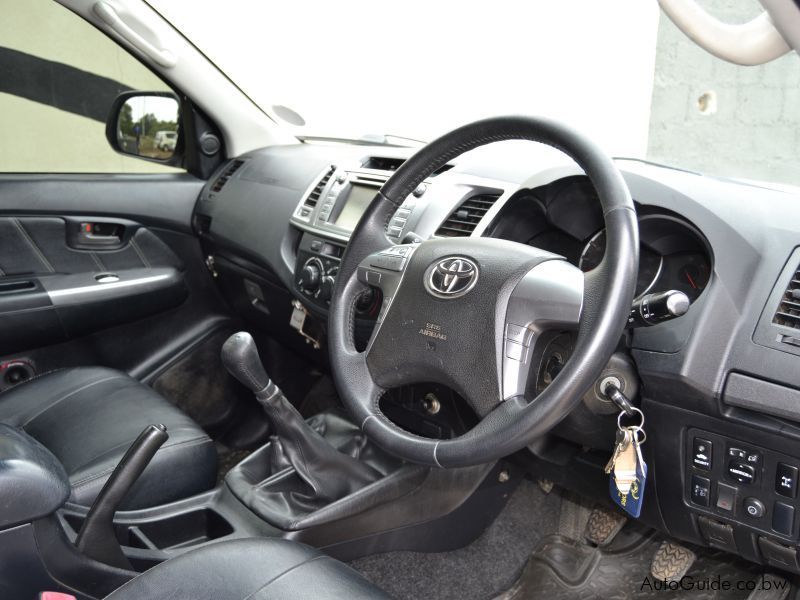 Used Toyota Hilux D4D Legend 45 | 2015 Hilux D4D Legend 45 for sale ...