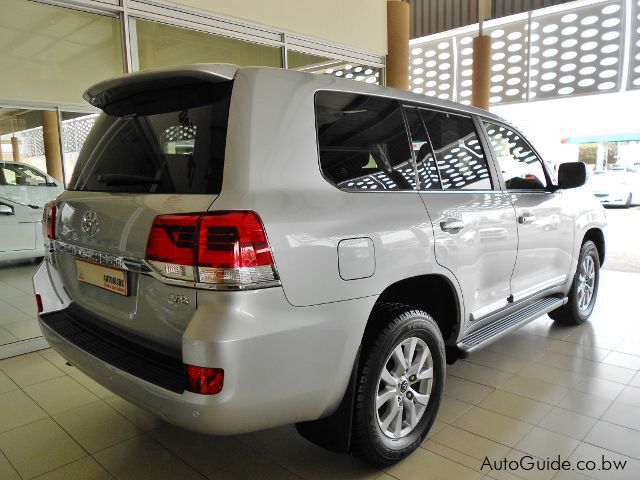 Used Toyota Land Cruiser VX 200 Series | 2015 Land Cruiser VX 200 ...