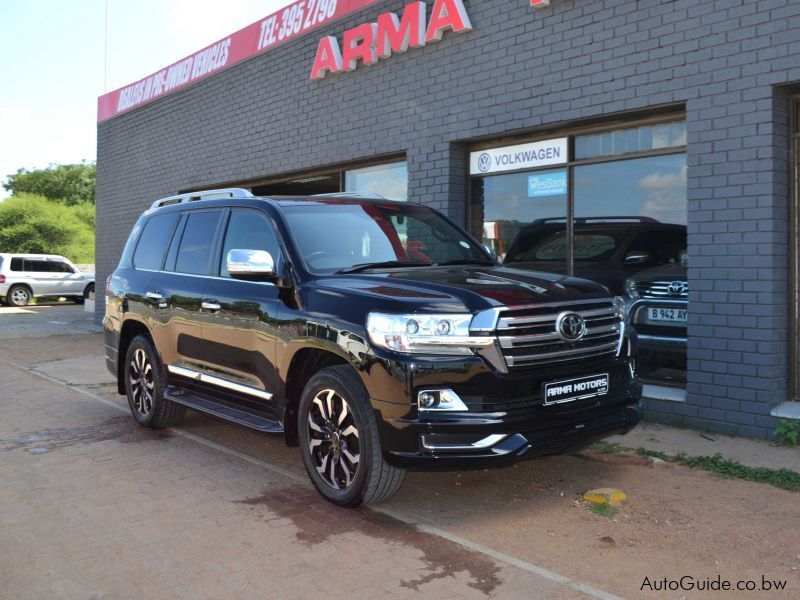 Used Toyota Land Cruiser 200 Series ZX V8 | 2018 Land Cruiser 200 ...
