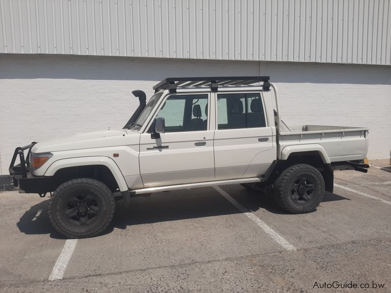Used Toyota Land Cruiser FJ79 LX V8 | 2018 Land Cruiser FJ79 LX V8 for ...