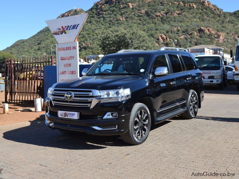 Used Toyota Land Cruiser 200 Series ZX V8 | 2019 Land Cruiser 200 ...