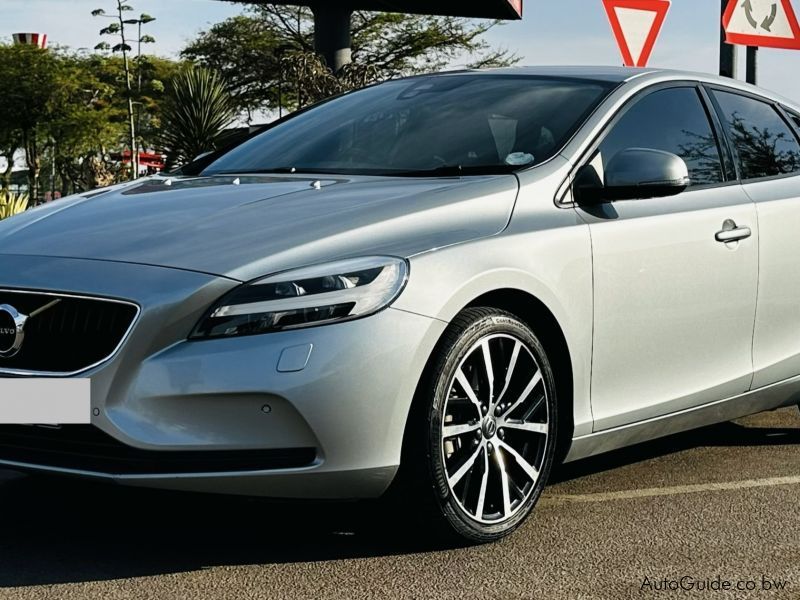 Used Volvo V40 | 2019 V40 for sale | Gaborone Volvo V40 sales | Volvo V40 Price P 190,000 | Used ...