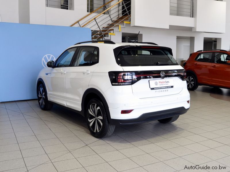 Used Volkswagen T-Cross R-Line | 2022 T-Cross R-Line for sale ...