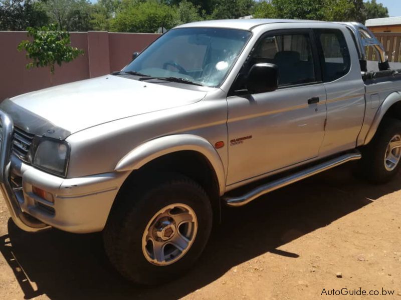 Used Mitsubishi Colt, Club cab. V6. | 2002 Colt, Club cab. V6. for sale ...