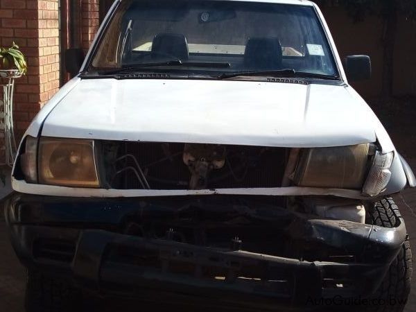 Used Nissan 2.4 Petrol | 2005 2.4 Petrol for sale | Gaborone Nissan 2.4 ...