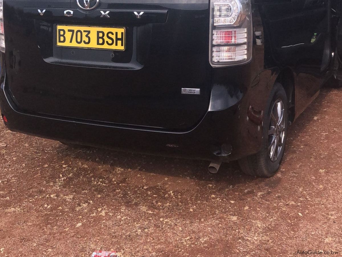 Used Toyota Voxy | 2010 Voxy for sale | Gaborone Toyota Voxy sales | Toyota Voxy Price P 54,000 ...