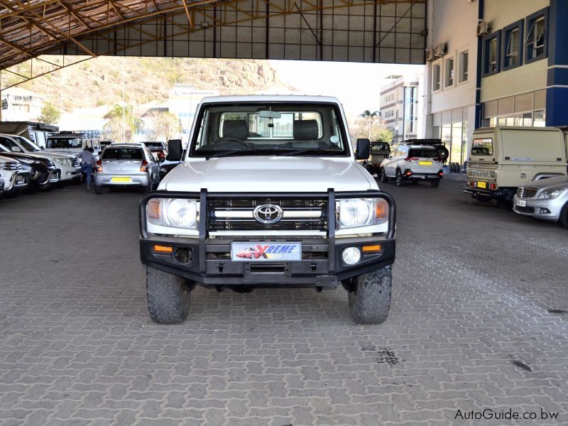 Used Toyota Land Cruiser V6 | 2013 Land Cruiser V6 for sale | Gaborone ...