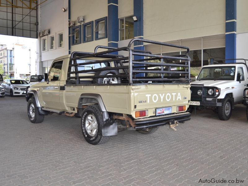 Used Toyota Land Cruiser LX V8 | 2015 Land Cruiser LX V8 for sale ...