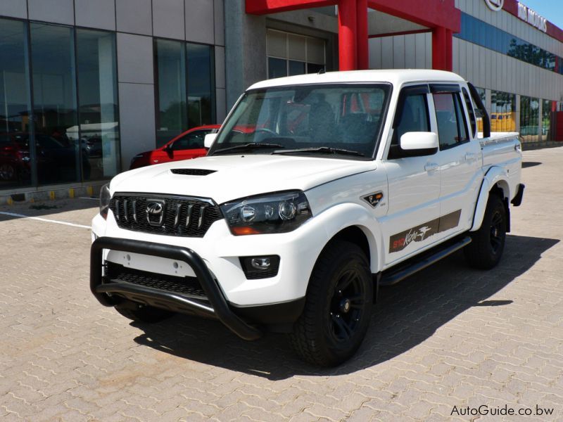 Brand new Mahindra S10 Karoo Pik Up MHawk D140 Botswana | Manual | New ...