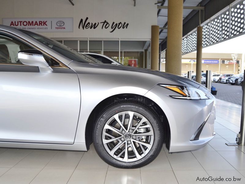 Used Lexus ES 300H - Petrol/Hybrid | 2024 ES 300H - Petrol/Hybrid for ...